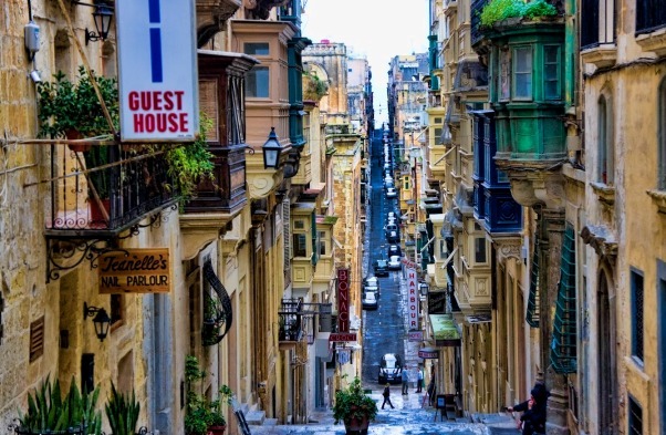 Malta Tour Guide