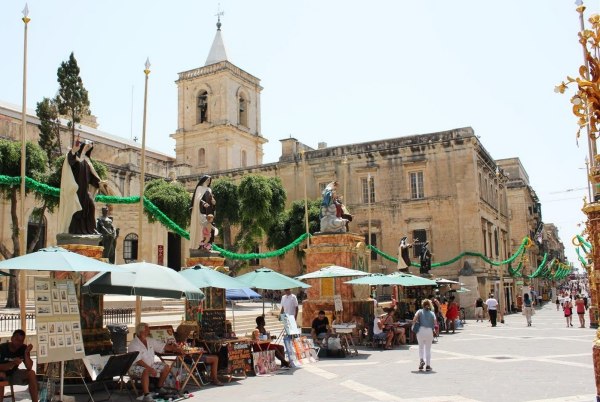 Malta Tour Guide